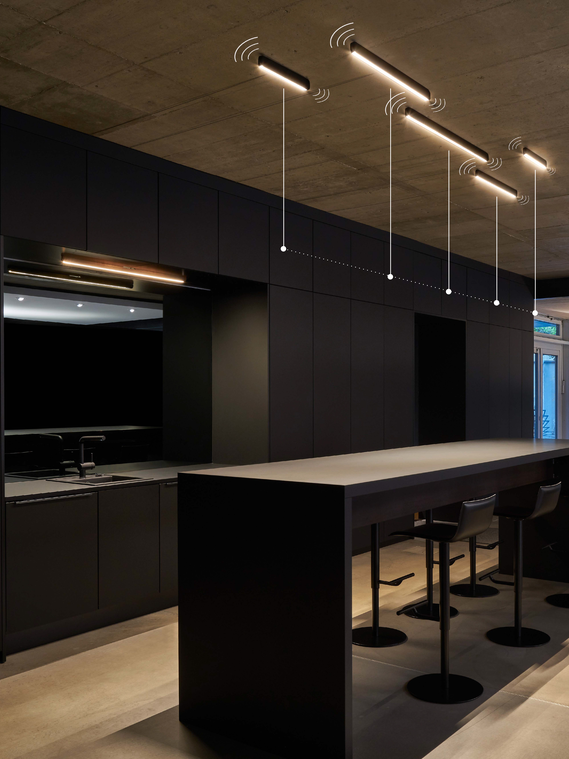 Mito volo | Pendant luminaire 100 cm / 140 cm | Occhio